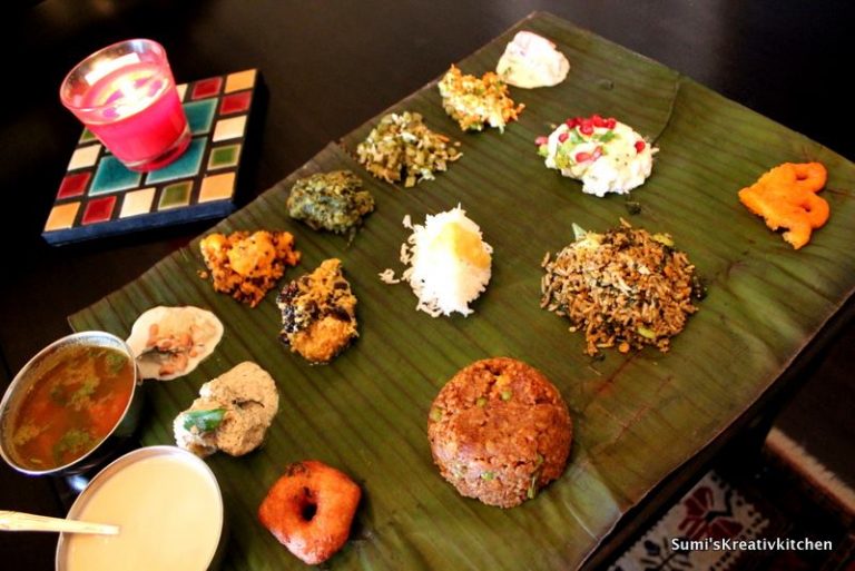 A TRADITIONAL DEEPAVALI FEAST SERVED ON A BANANA LEAF – Sumi's ...